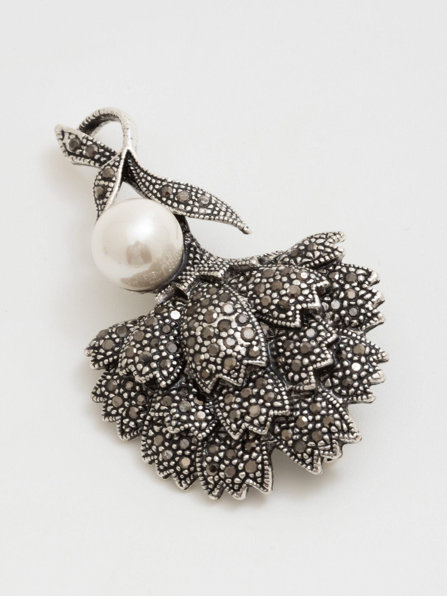 Брошь, кристалл, жемчуг имитация