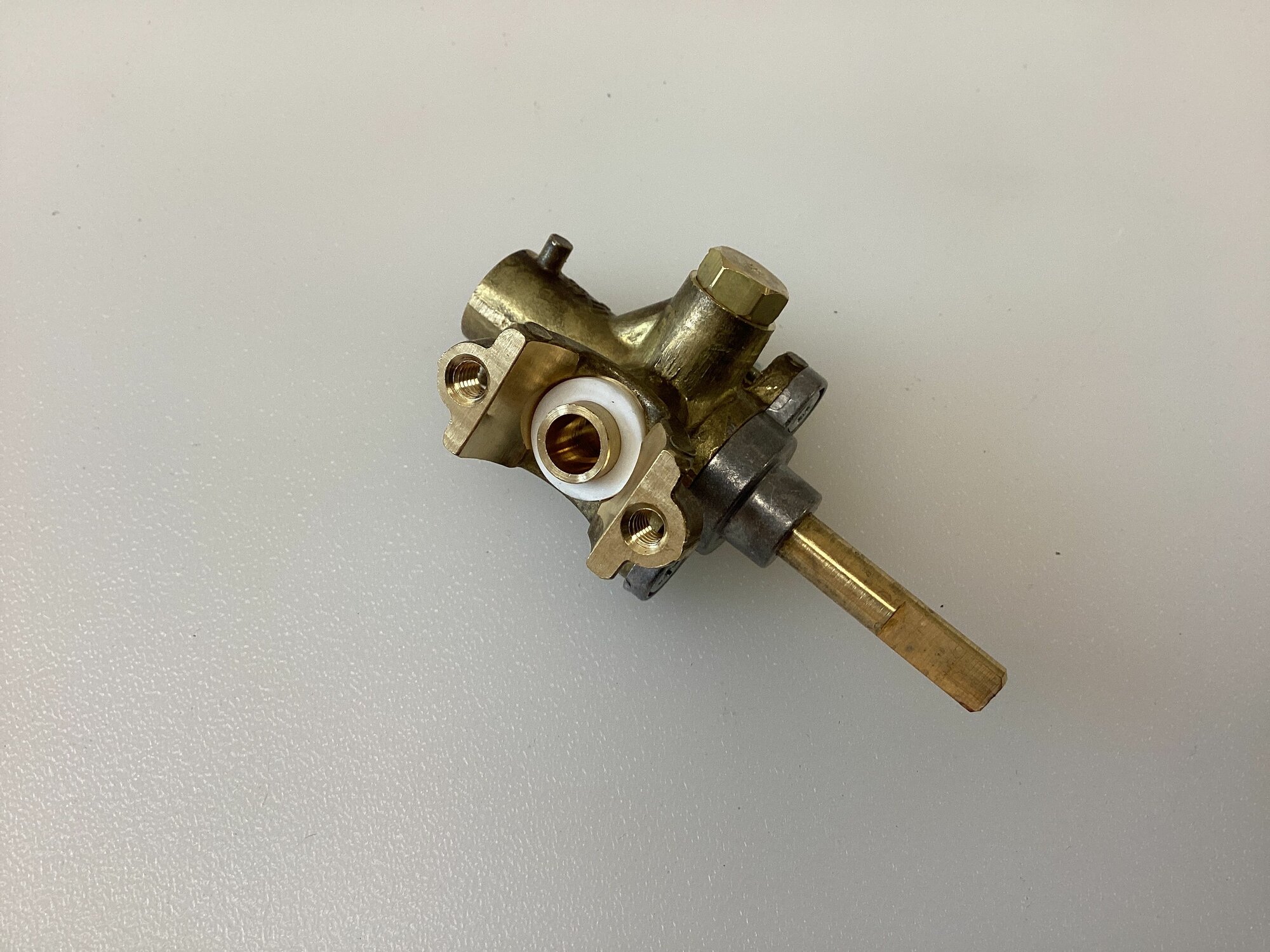 Газовый кран большой конф, для газовой плиты Gefest GC532E4WH