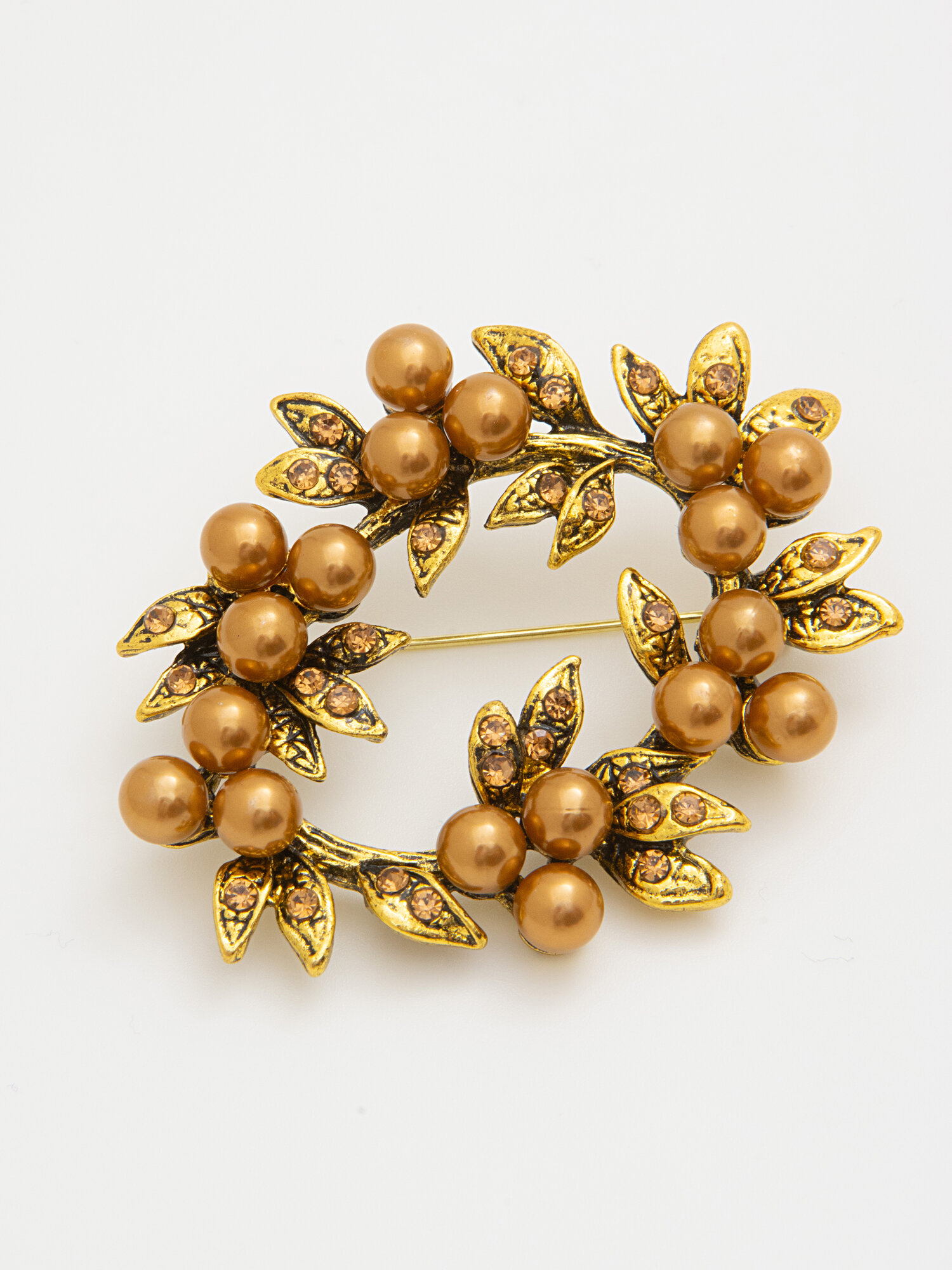 Брошь, жемчуг имитация