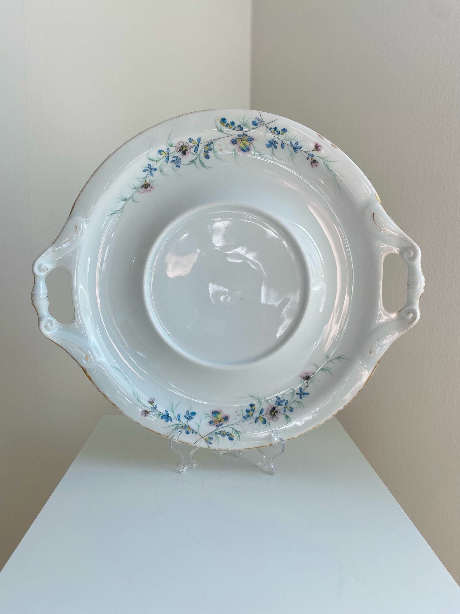 Блюдо сервировочное "Цветы" С ручками. Имеются 2 печные трещины! Царизм. Кузнецов.