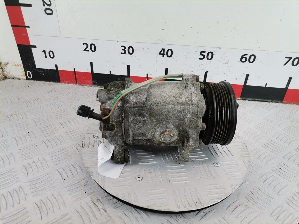 Компрессор кондиционера Volkswagen Lupo 6N0820933Q арт. 1531782