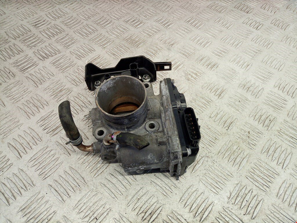 Заслонка дроссельная Honda Civic 8 16400RSHE01 арт. 812597