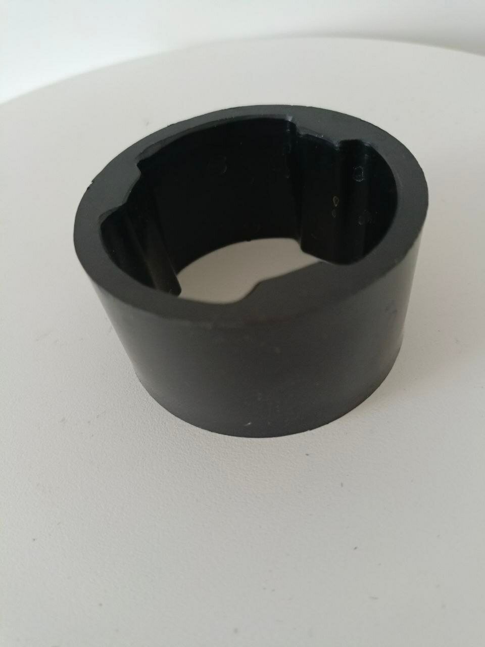 Втулка пластиковая пальца аутригера JCB 123/06012