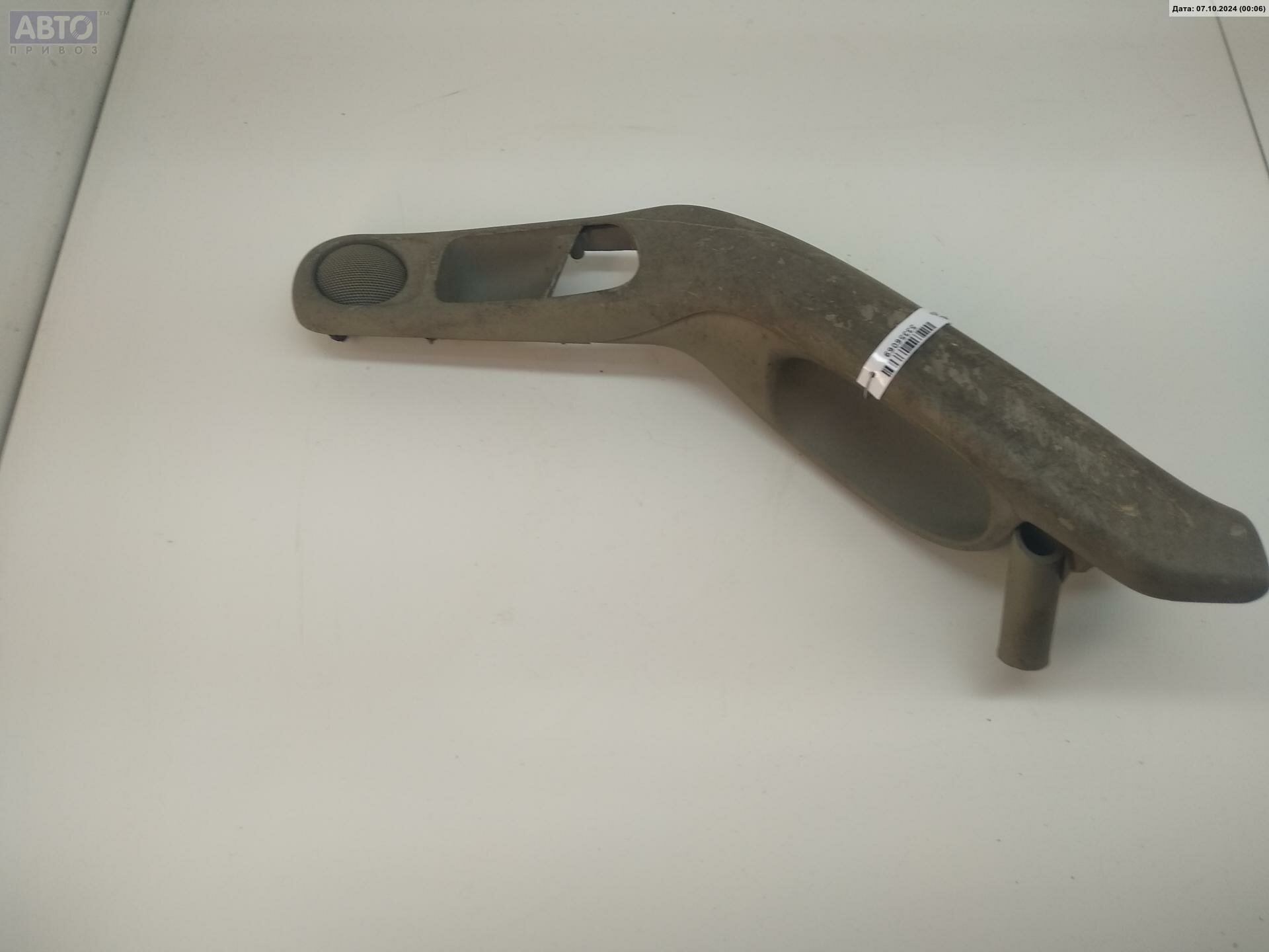 Ручка двери внутренняя задняя правая Volkswagen Passat B4