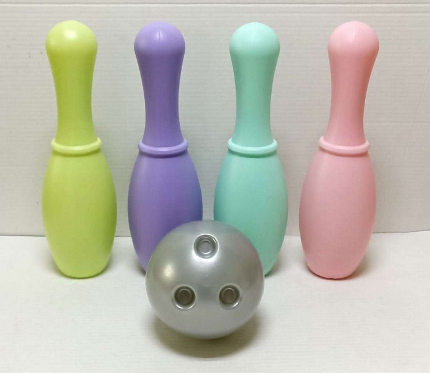 Набор для боулинга Poltoys, с шаром и 4 кеглями, 34см, в сетке