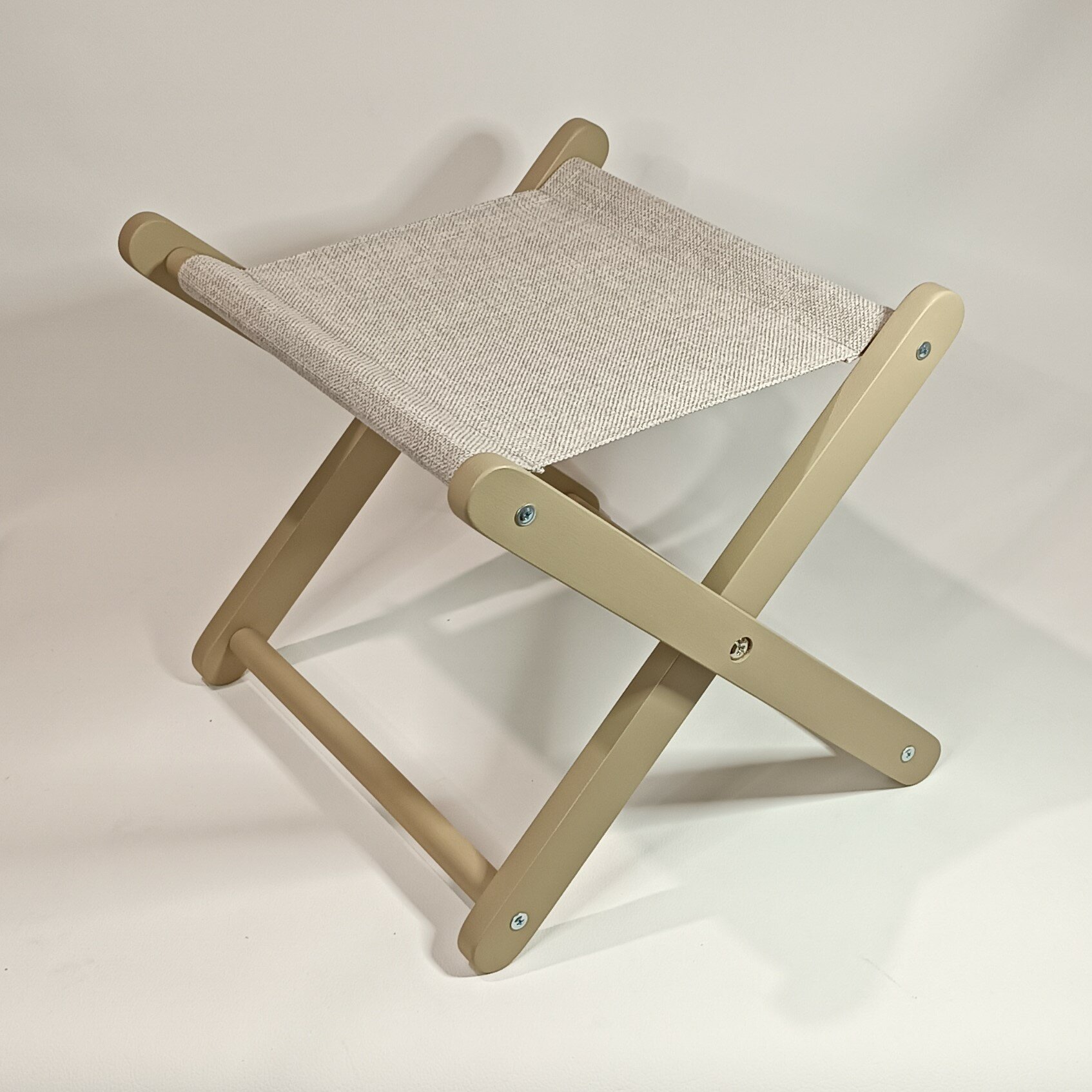 Подставка для сумок из рогожки бело-серый беж с бежевой деревянной основой