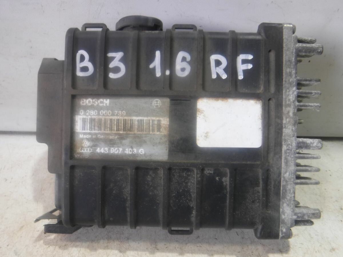 Блок управления двигателем Volkswagen Passat B3 (1988—1993) 443907403G