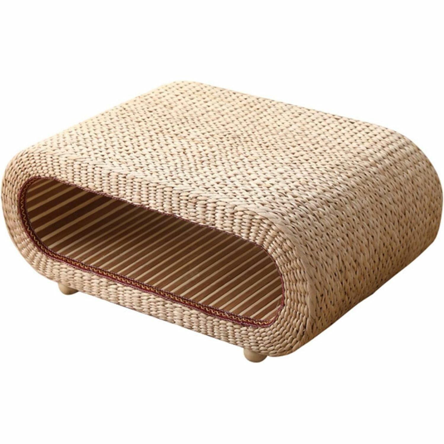 Журнальный столик из ротанга в стиле фермерского дома