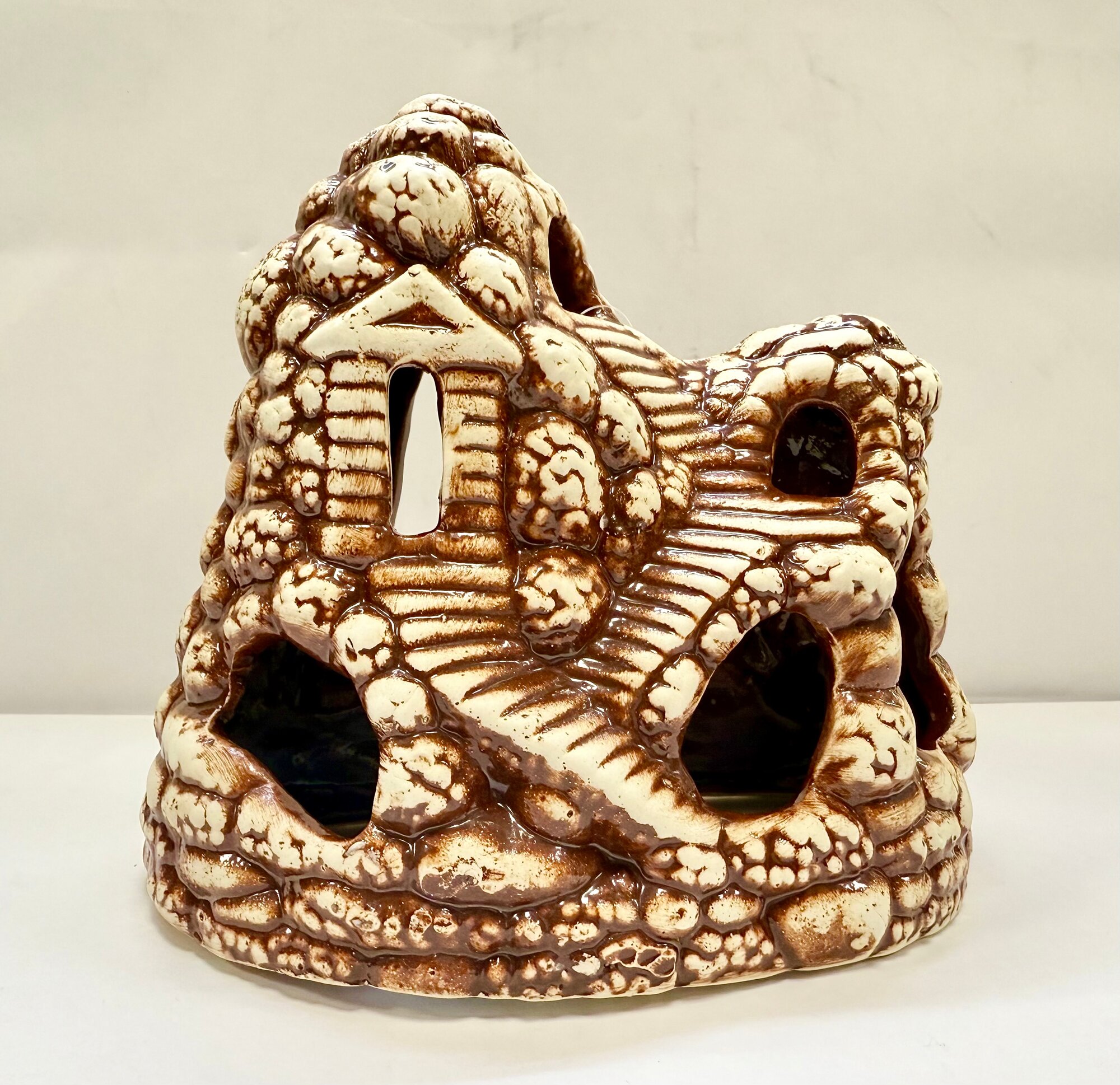 Грот для аквариума, террариума Отшельник, керамика, 20х10х17 см