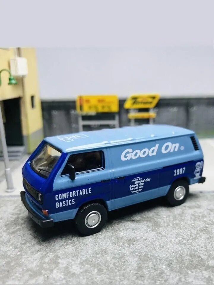 Машинка Tarmac Works TW 1/64 Volkswagen T3 van Die-cast Alloy Car Model Collection Display Gift