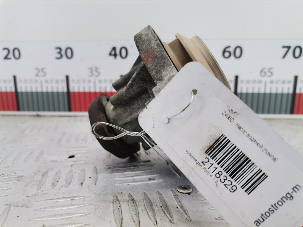 Насос водяной (помпа) Volkswagen Polo 4 03D121005 арт. 2118329