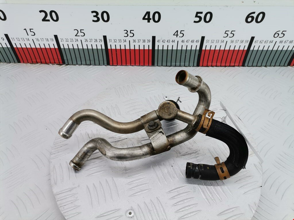 Патрубок охлаждения Renault Megane 2 13961-67JG0 арт. 1652083