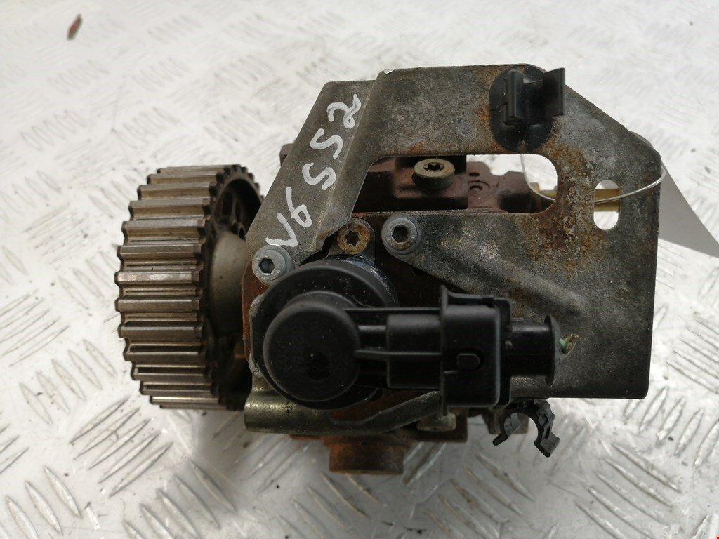 ТНВД дизель Citroen C4 1 1920HT арт. 912064