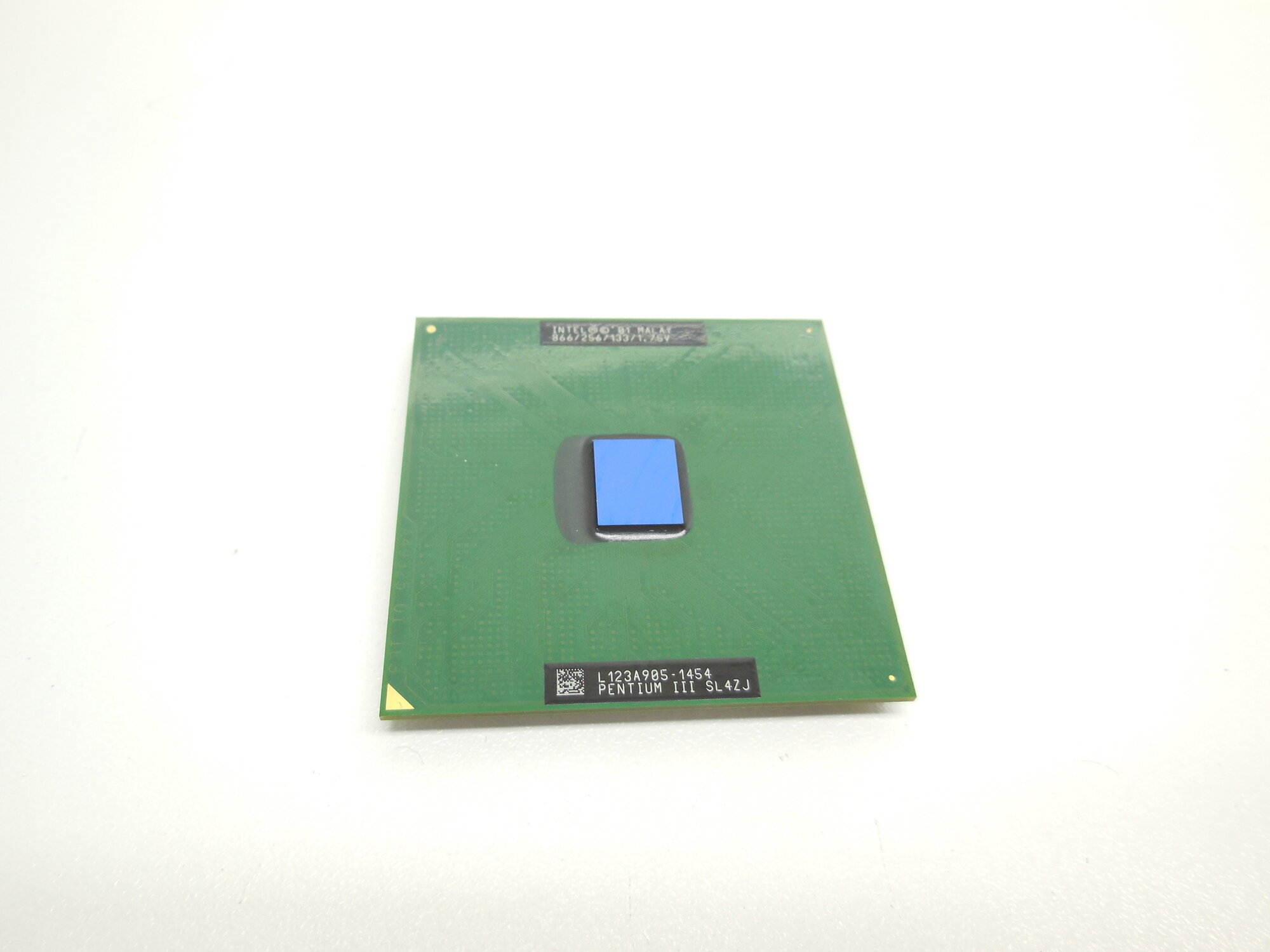 Процессор Socket 370 Intel Pentium III 866MHz, 256Mb Cache, FSB 133, 1.75v, Ядро Coppermine, SPEC SL4ZJ