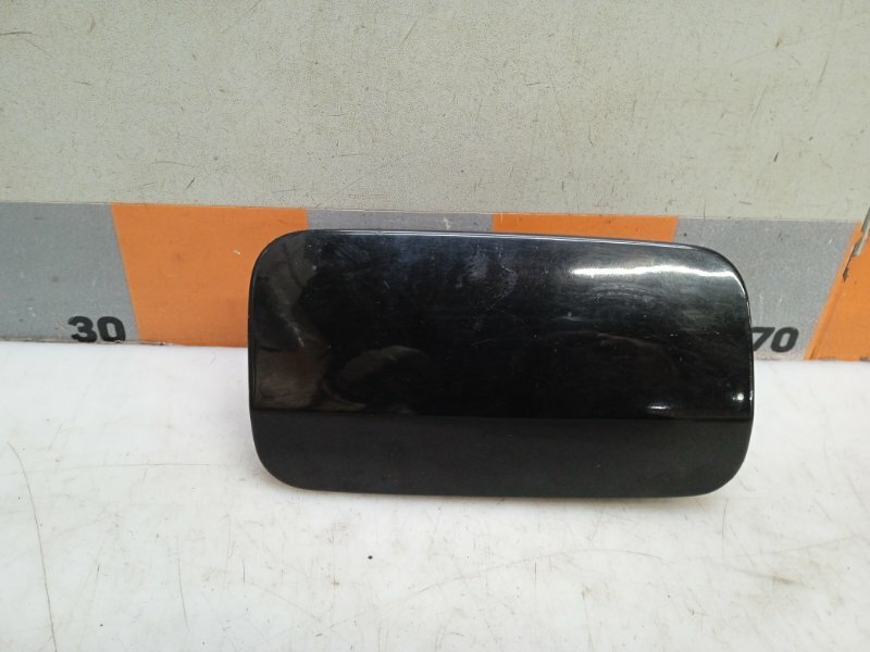 Б/У лючок топливного бака, седан, Мерседес-Бенц W124 Лючок бензобака Mercedes-Benz E-Class 1992 W124 293728 MERCEDES-BENZ а...