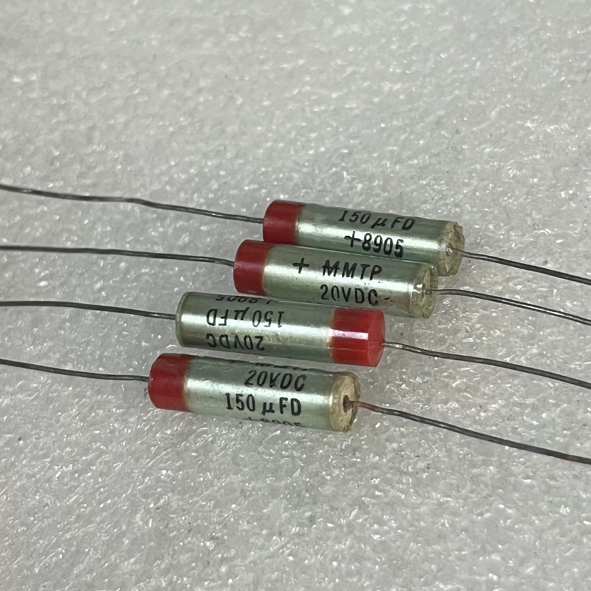 MALLONY MTP SERIES 20V 150UF AUDIO SILVER CAPACITORS 1pcs цена
