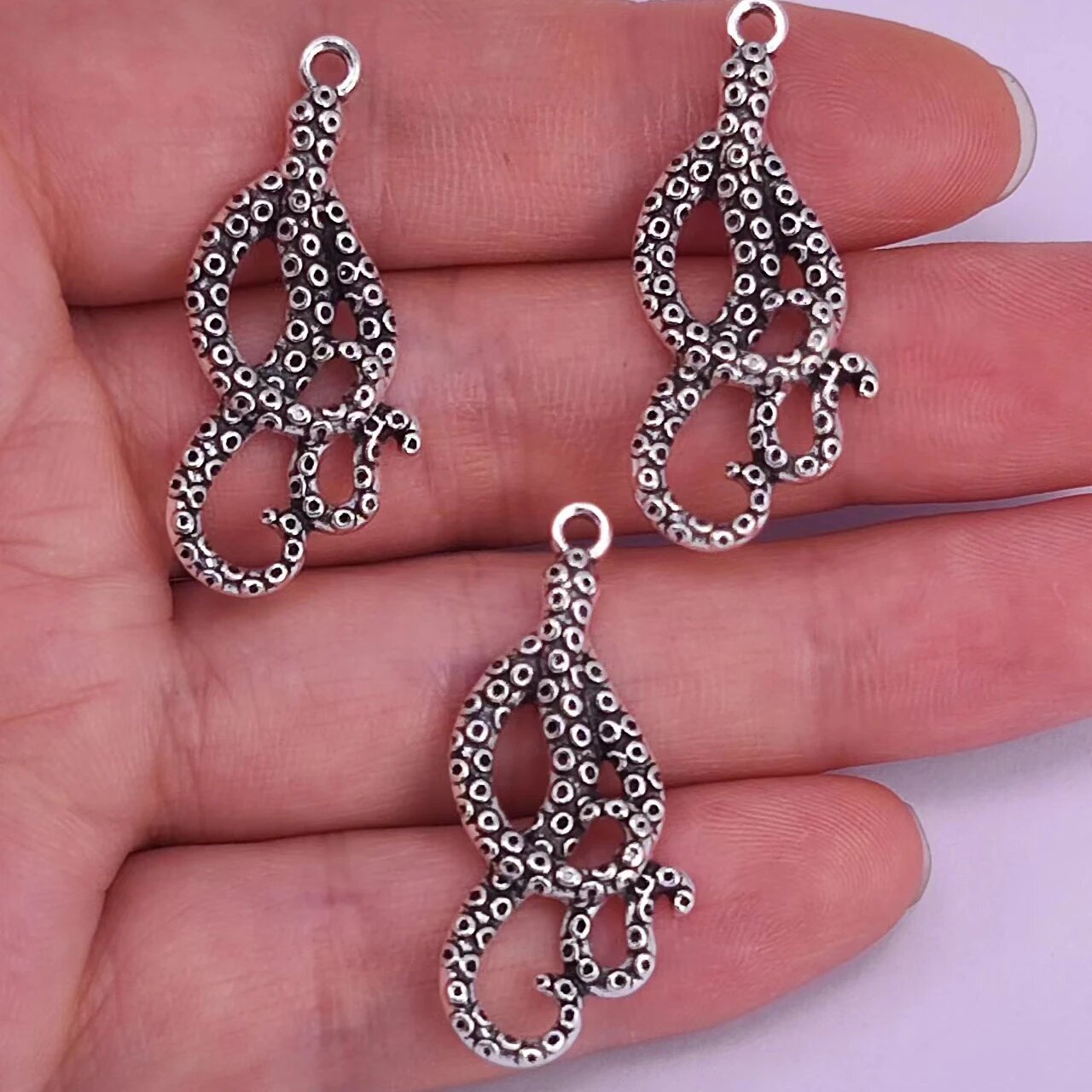 Шарм hzeW