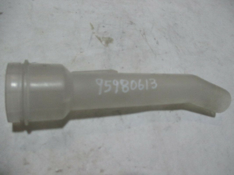 Горловина бачка омывателя Шевроле Круз Опель Астра J 95980613 400406195 96852126 - без крышки