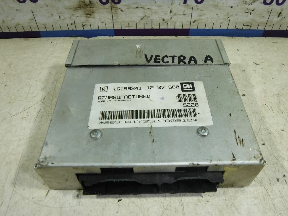 Блок управления двигателем Opel Vectra A