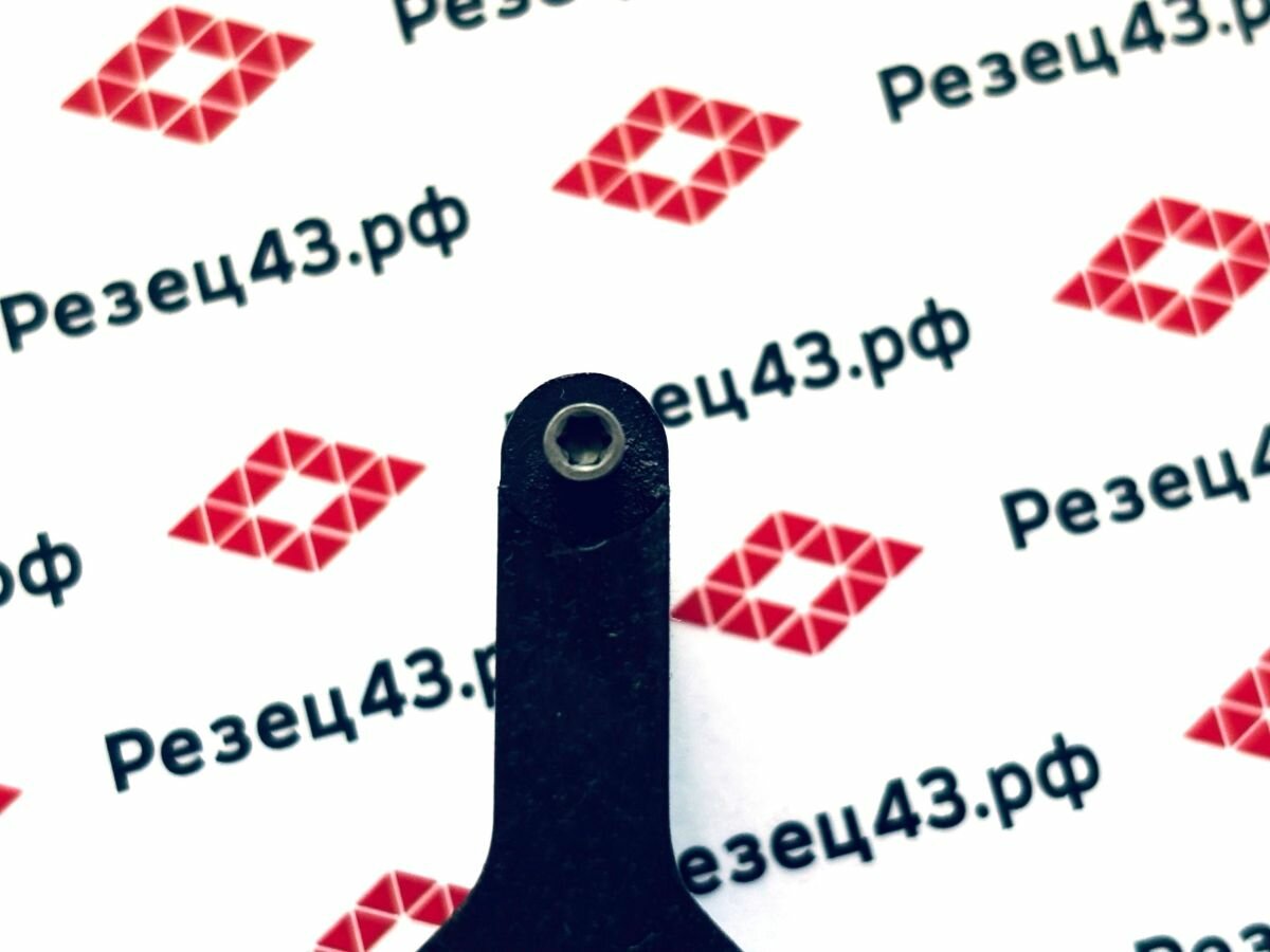 Резец наружного точения SRDCN4040R10