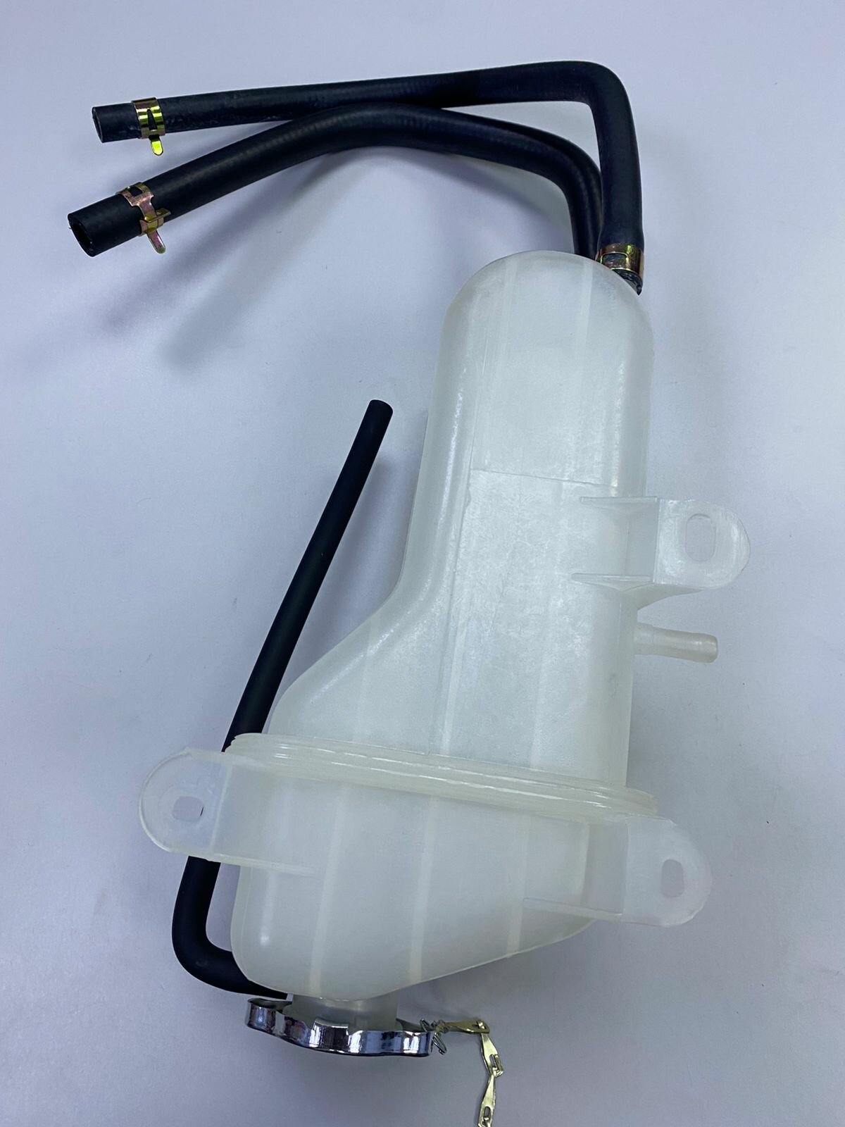 Бачок расширительный Hyundai H1/H200/Starex 2.4/2.5TD/2.6D