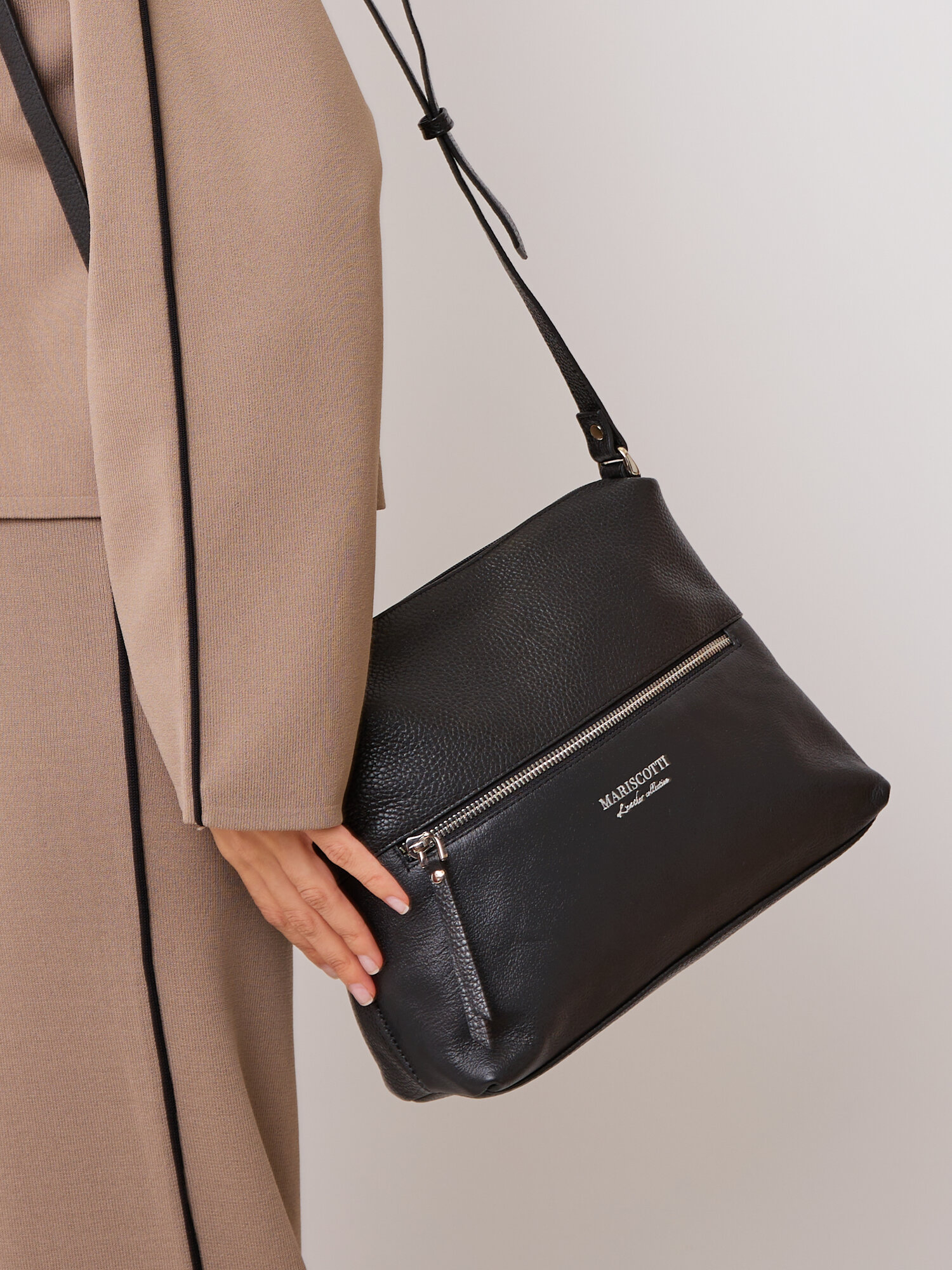 Сумка планшет комфортная кроссбоди