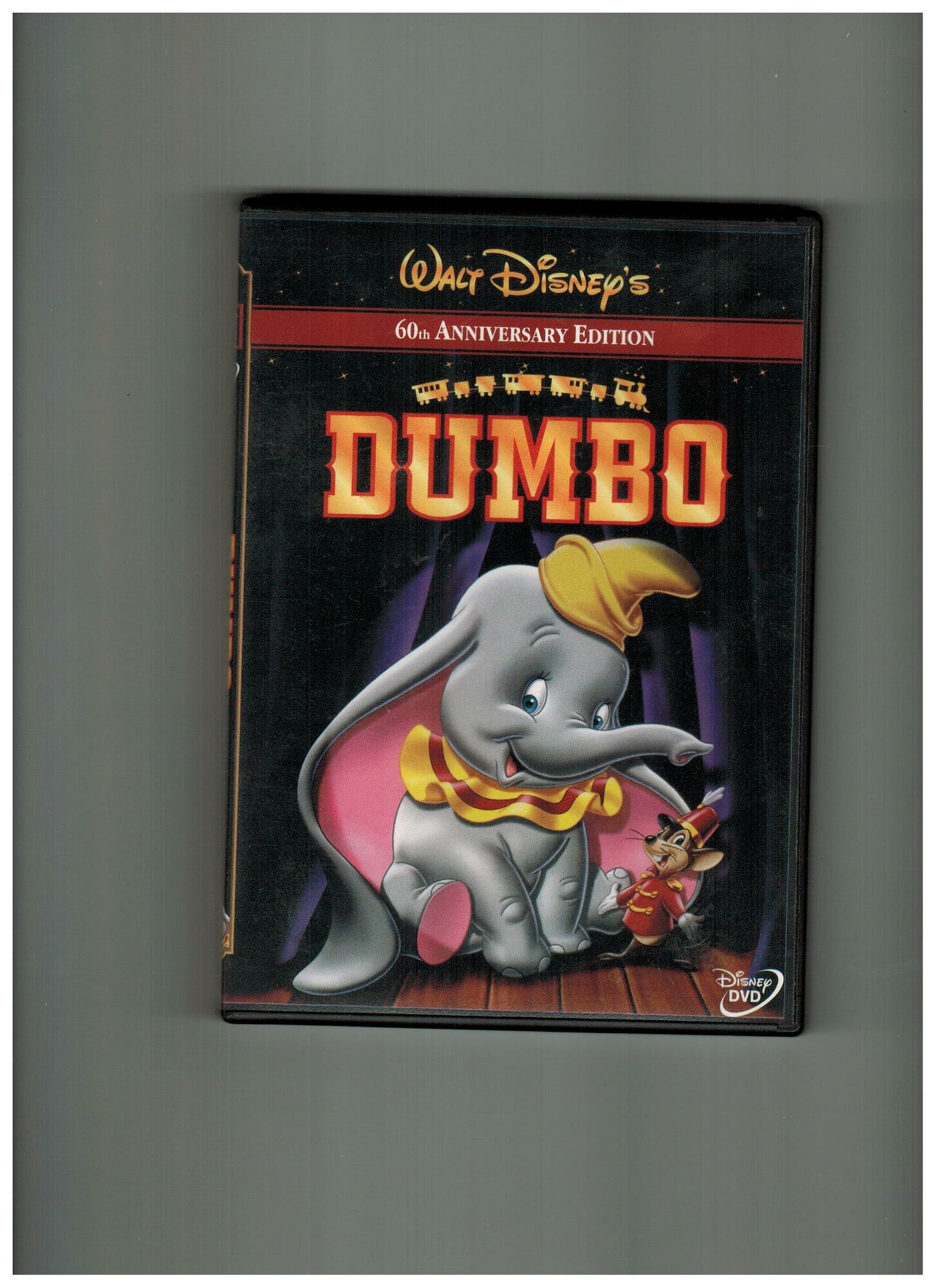 DVD-диск. Мультфильм "Уолт Дисней Дамбо на английском" Товар уцененный