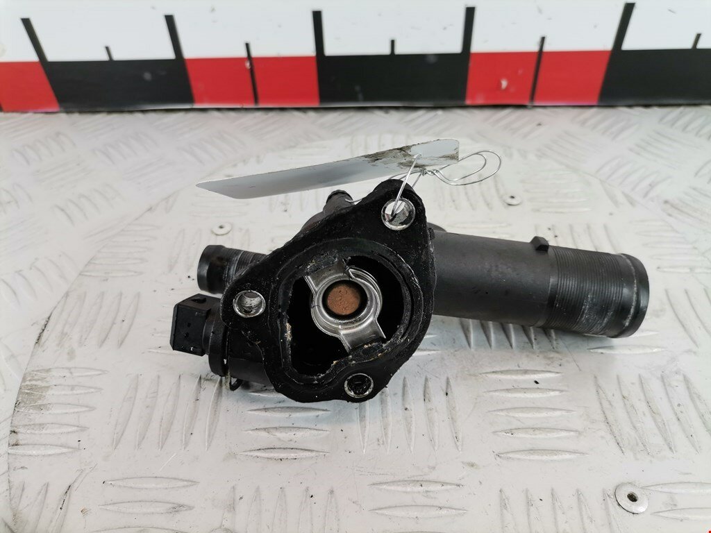 Корпус термостата Renault Megane 3 110605536R арт. 1493145