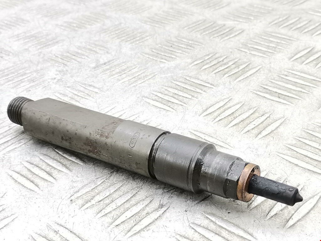 Форсунка дизельная механическая Volvo S40 V40 1 8601642 арт. 2188926