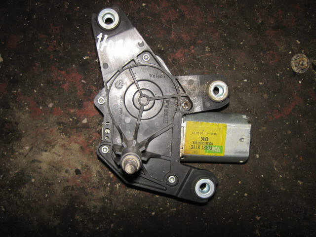 Б/У Моторчик стеклоочистителя задний, Nissan (Ниссан)-TIIDA (C11) (07-) NISSAN TIIDA (C11) (07-) с разбора целый 170535 N...