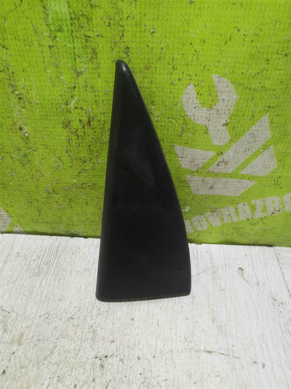 Накладка двери задней правой Ford Focus 1 1998-2004