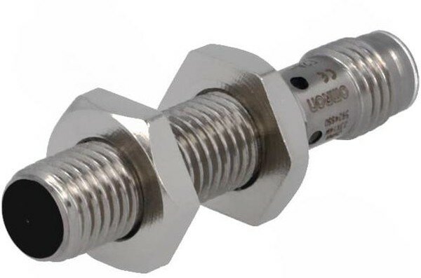 Индуктивный датчик Omron E2A-S08KS02-M5-C1, 12 - 24В, NPN, IP67, нержавеющая сталь