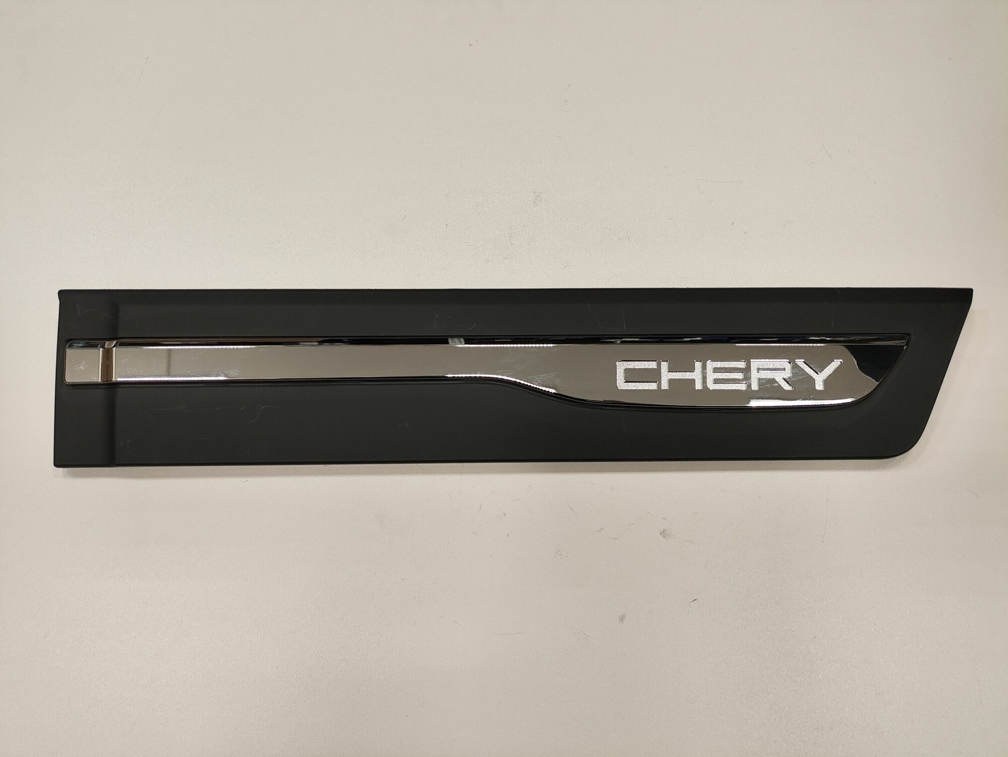 Молдинг двери задней левой Chery Tiggo 5 (2014-2016) [2.0 16V 5MT внедорожник] T215500070