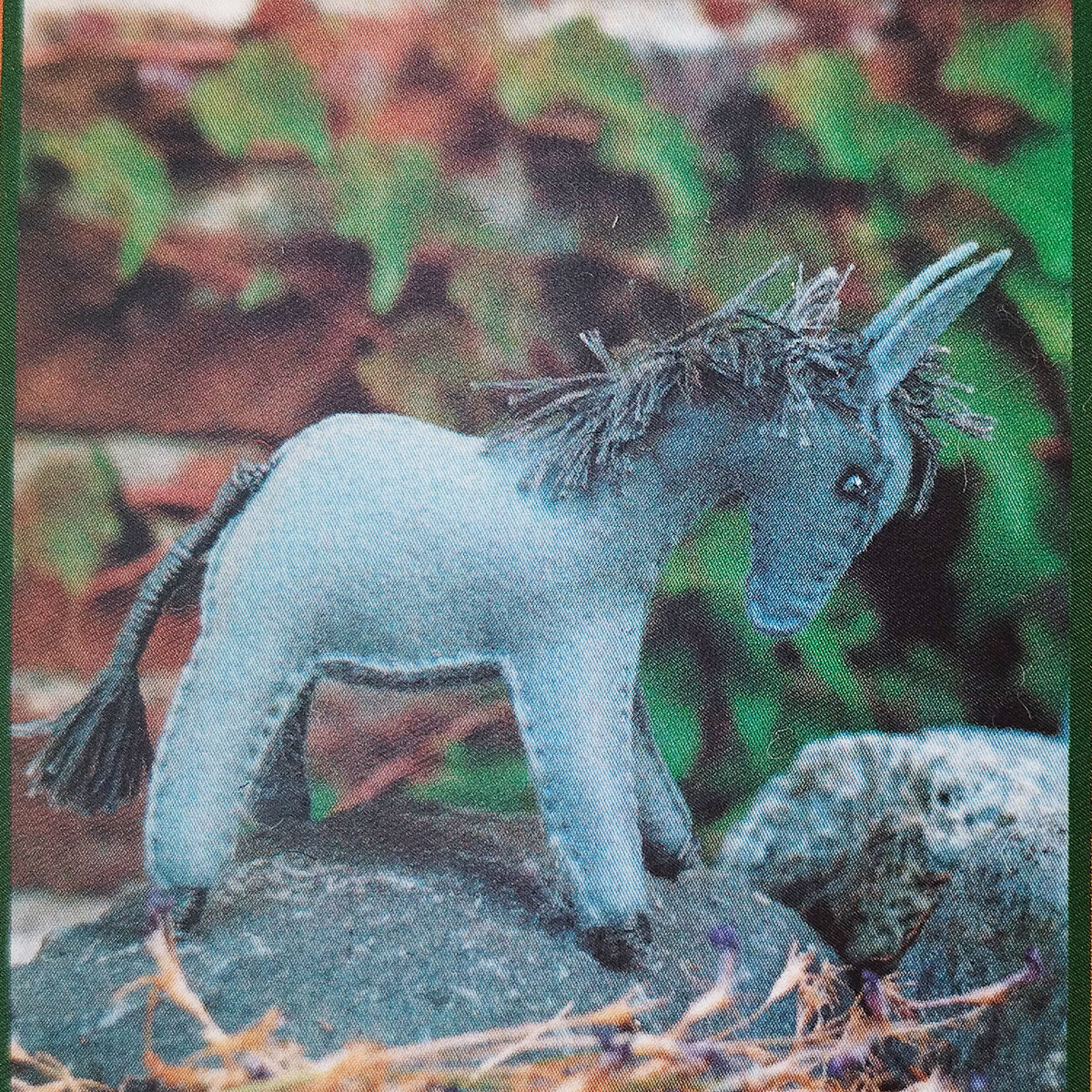 Набор для шитья вальдорфской игрушки "Ослик", De Witte Engel, A17000