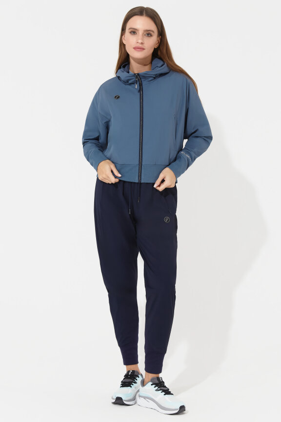 Костюм спортивный