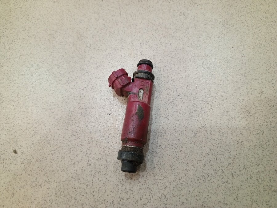 Форсунка инжекторная от Mazda 3 bk 2003-2009