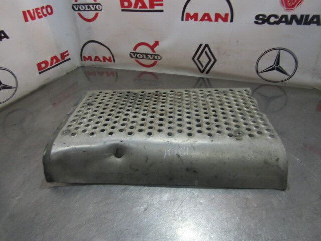 Накладка глушителя Mercedes Axor, Actros, есть повреждение