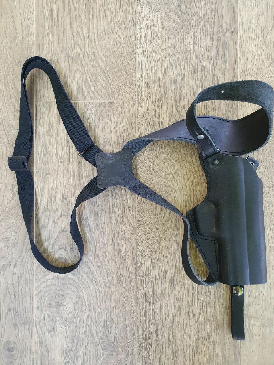 Кобура оперативная вертикальная для GP Grand Power T-15, натуральная кожа, наплечная на резинке