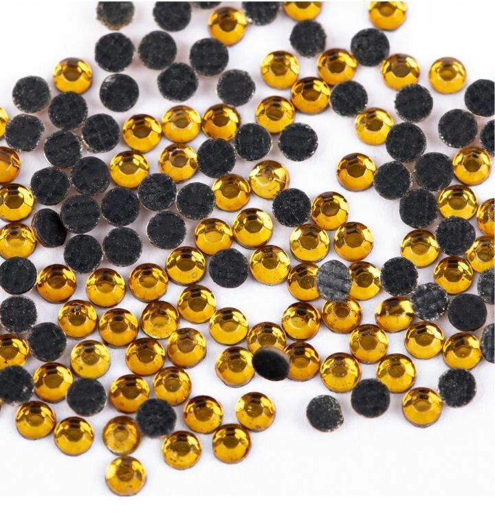 Стразы клеевые "Zlatka" RS SS06 цветные 1.9 - 2.1 мм акрил в пакете с еврослотом т. желтый (topaz),144шт.