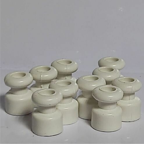 Изолятор ретро пластиковый, бежевый, 100 шт