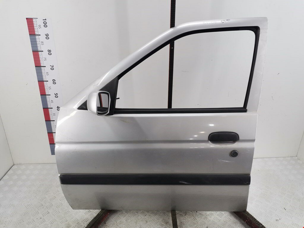 Дверь передняя левая Ford Escort 6 1055095 арт. 1615289