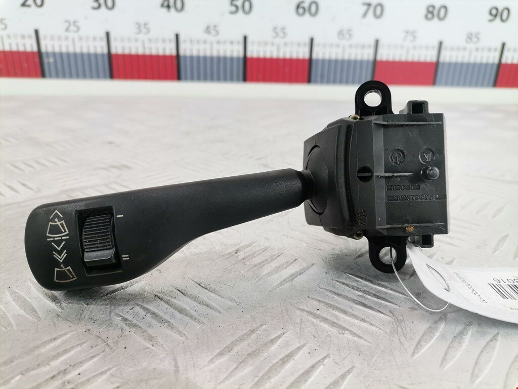 Переключатель дворников (стеклоочистителя) BMW 3-Series (E46) 61318363669 арт. 1723016