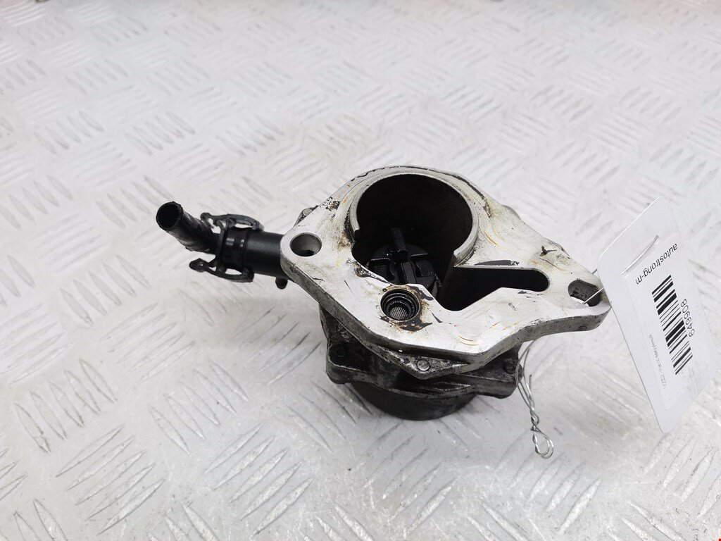 Насос вакуумный Renault Clio 3 146505272R арт. 649908