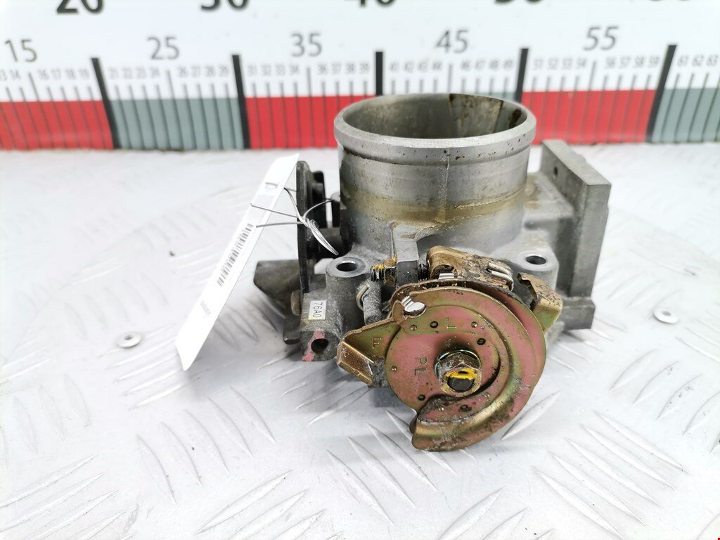 Заслонка дроссельная Honda Civic 7 16400PLMA01 арт. 1624206