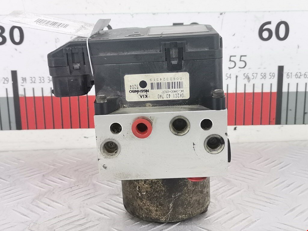 Блок ABS Kia Carens 1 (RS) 0K2C1437AZ арт. 1526298