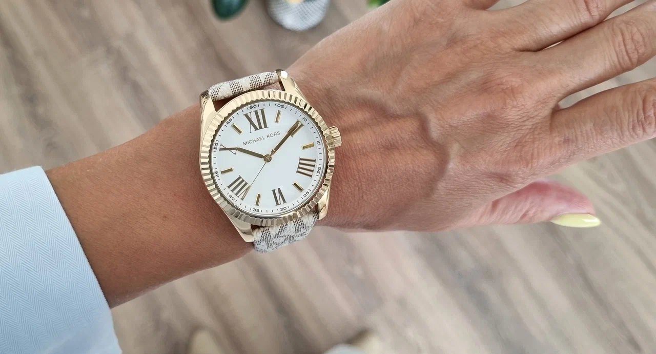 Наручные часы