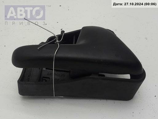 Ручка двери внутренняя передняя правая Volkswagen Polo (1994-1999)
