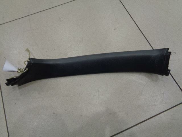 Обшивка двери багажника левая от Subaru Outback BG 1994-1999