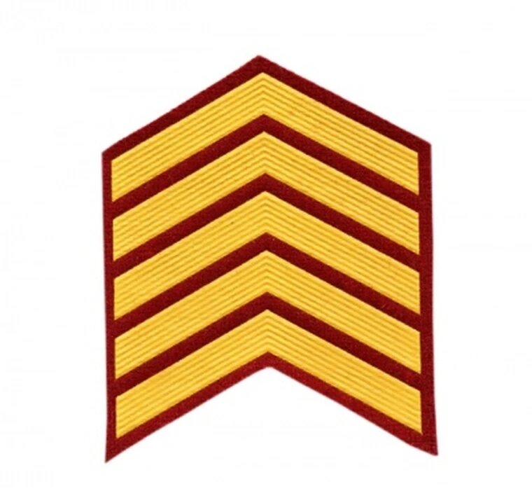 Нашивка курсовка 5 курс, фон красный, элемент военной формы нашивки