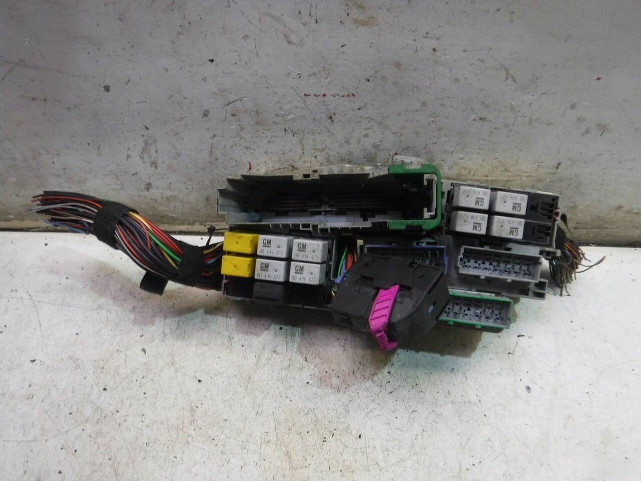 Блок предохранителей Opel Corsa C (2000—2003) 6238840 9115150